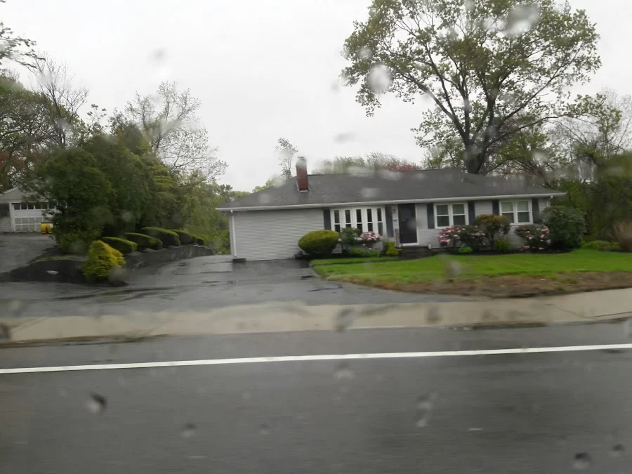 Airport Oral Surgery - Dr. Wayland Easley - Oral Surgeon in Warwick, RI